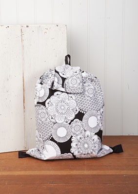 Color Me - The You Go, Girl! Backpack Pattern Download | ConnectingThreads.com