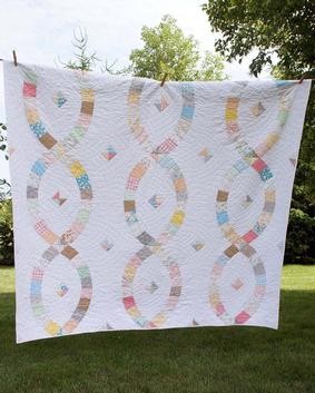 Infinity Loop Quilt Pattern Download | ConnectingThreads.com