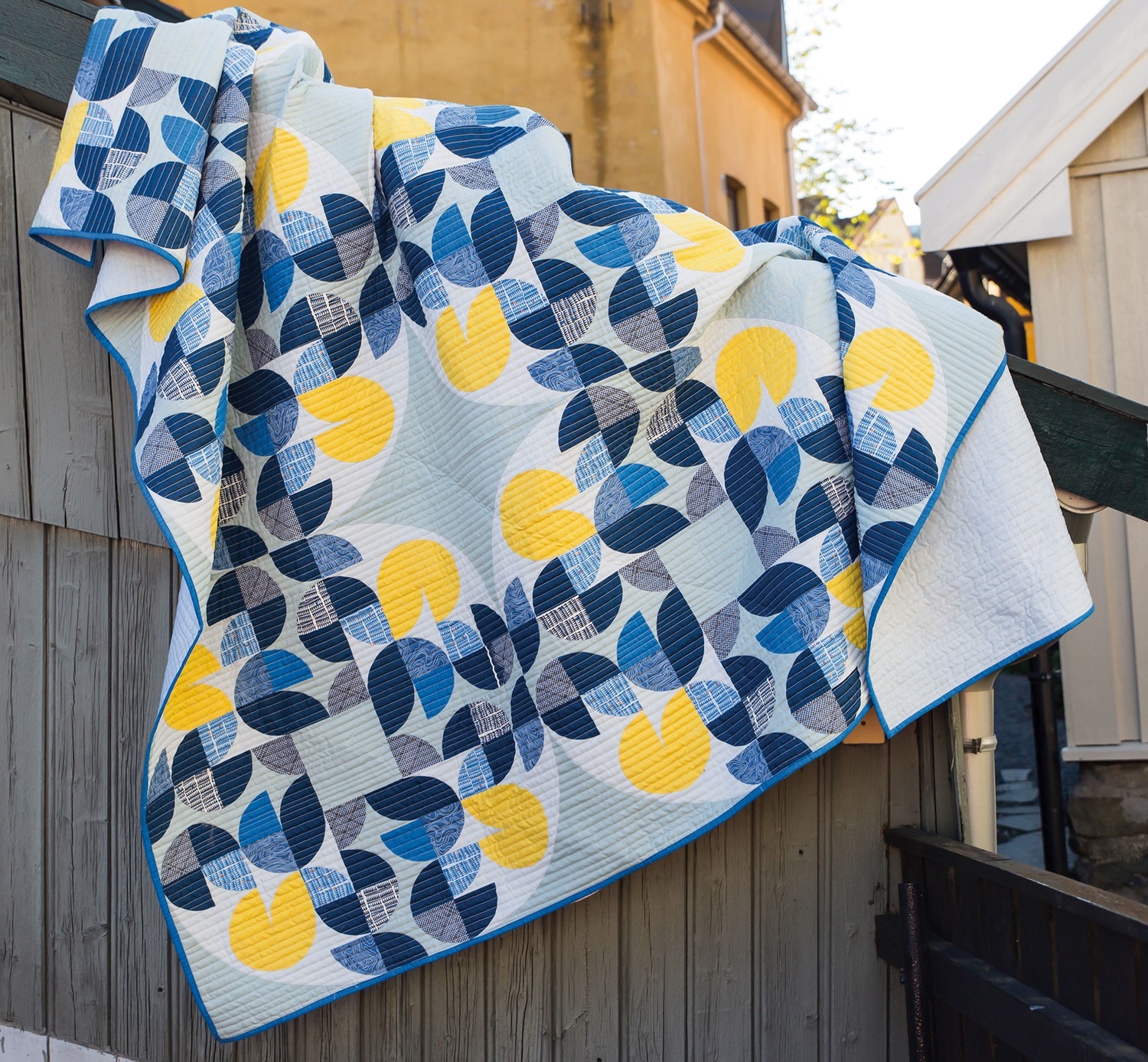 Quilting with Curves | Connecting Threads