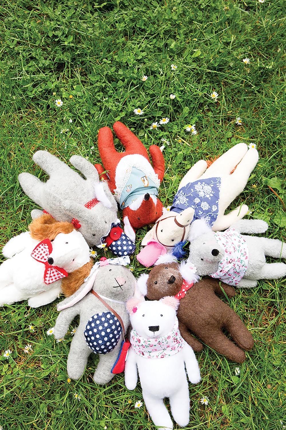 Instant Softies Sewing Kit - Connecting Threads