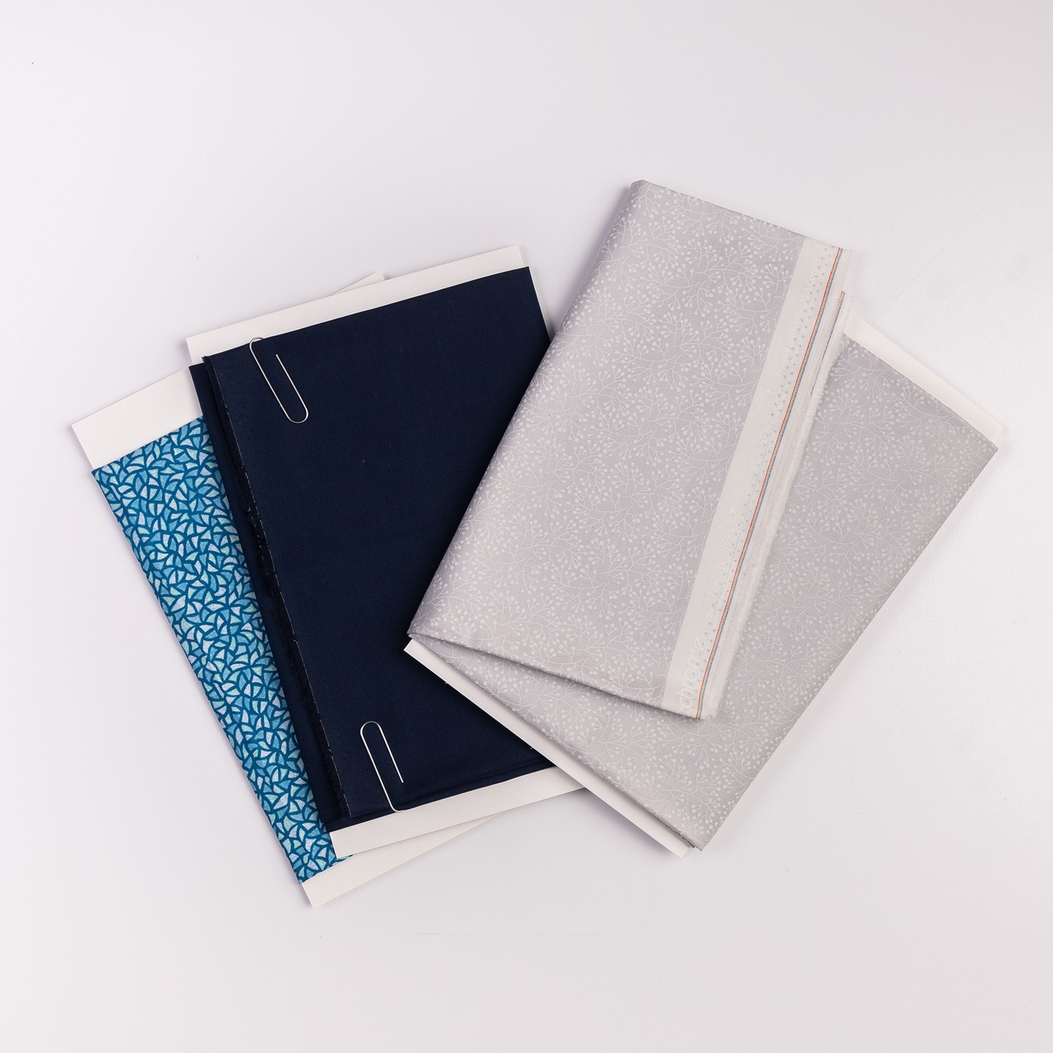 100 Pack Ultra Pro Mini Bolt Boards | Connecting Threads